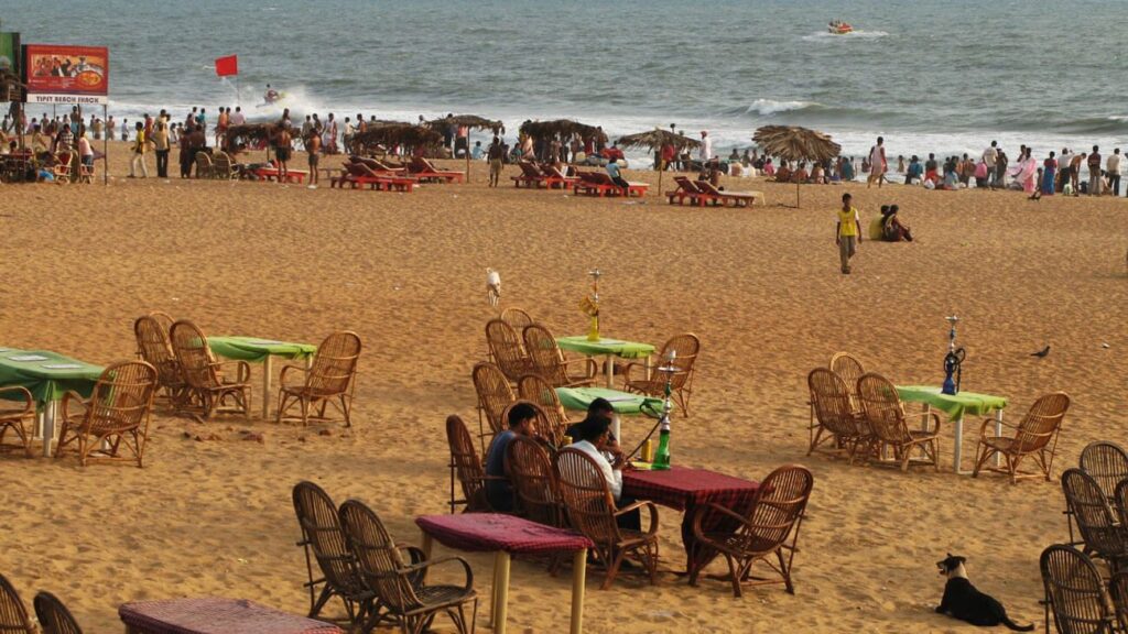 CALANGUTE BEACH